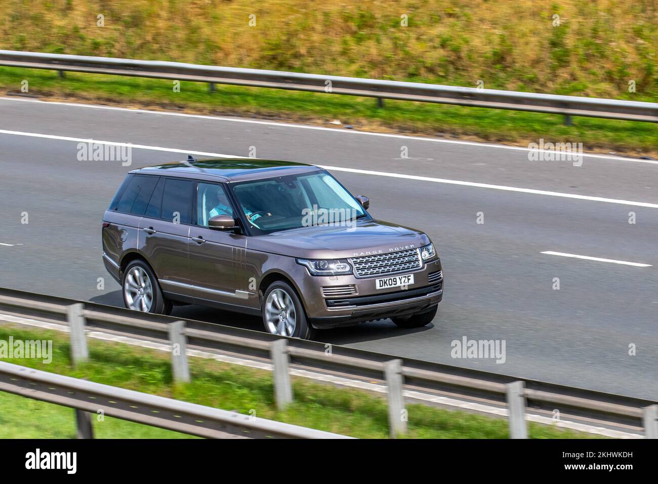 2015 Brown RANGE ROVER TDV6 VOGUE SE 2993cc Diesel 8 speed automatic ...