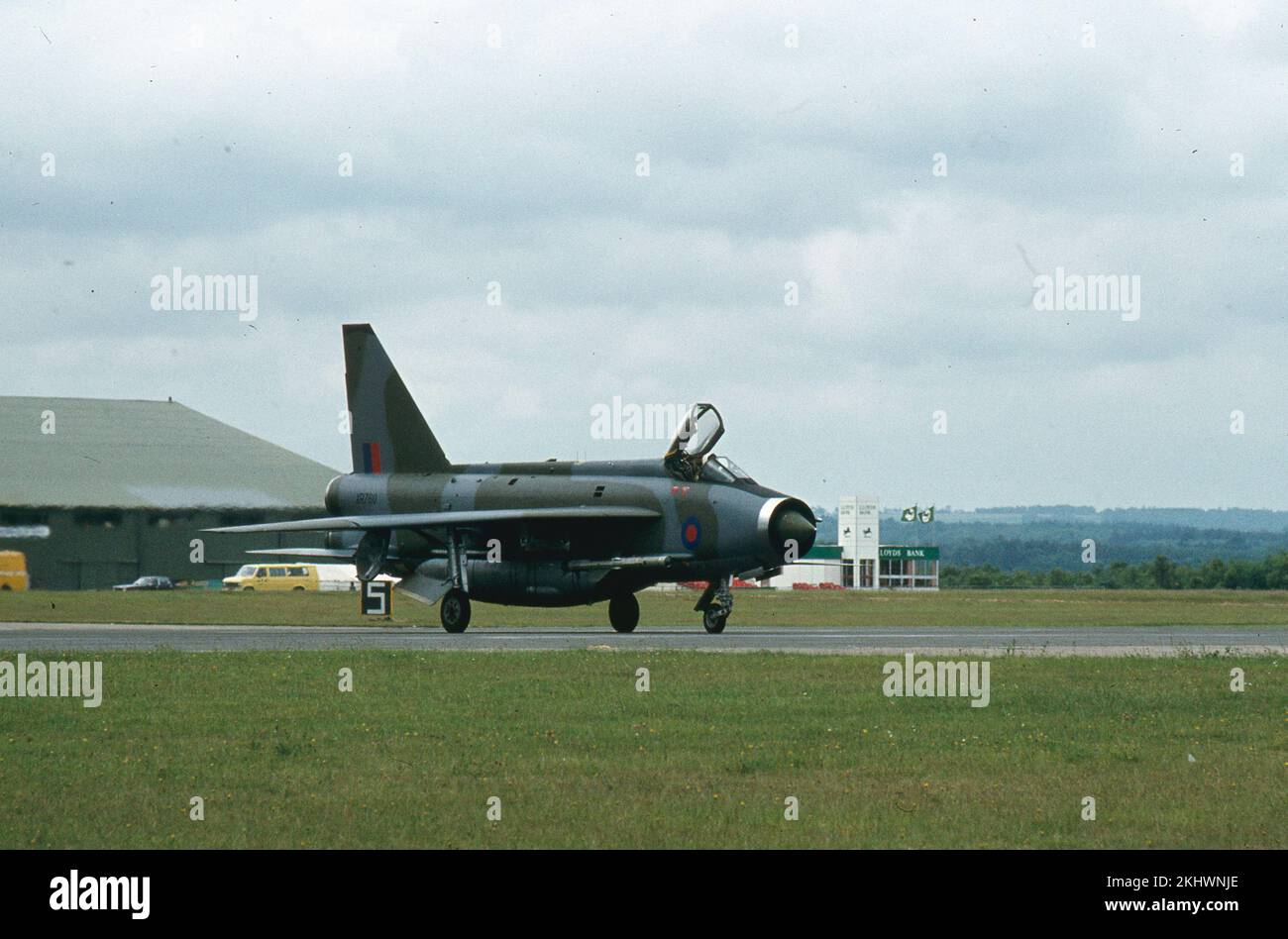 English Electric Lightning F.6 XR760, 11 Squadron Royal Air Force ...