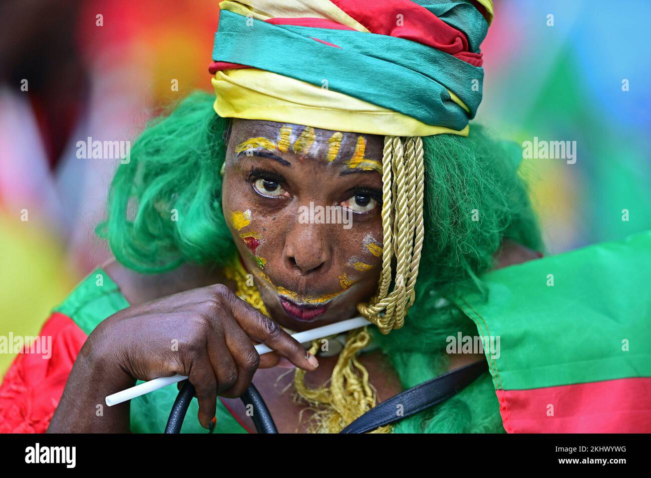 Fan KamerunAl Wakrah, 24.11.2022, FIFA Fussball WM 2022 in Katar ...