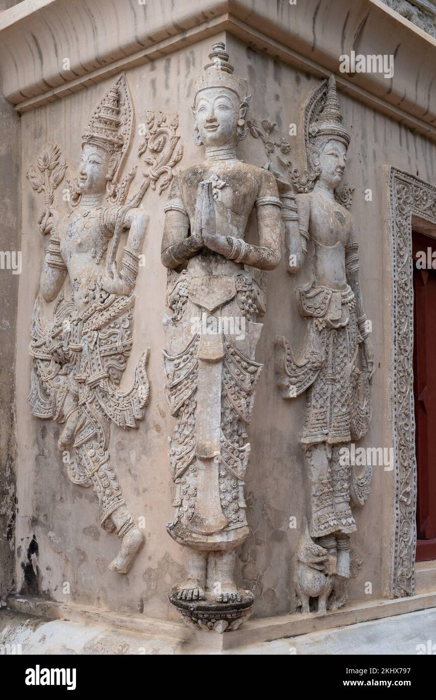 Beautiful ancient stucco carving life size figures on wall of hor trai ...