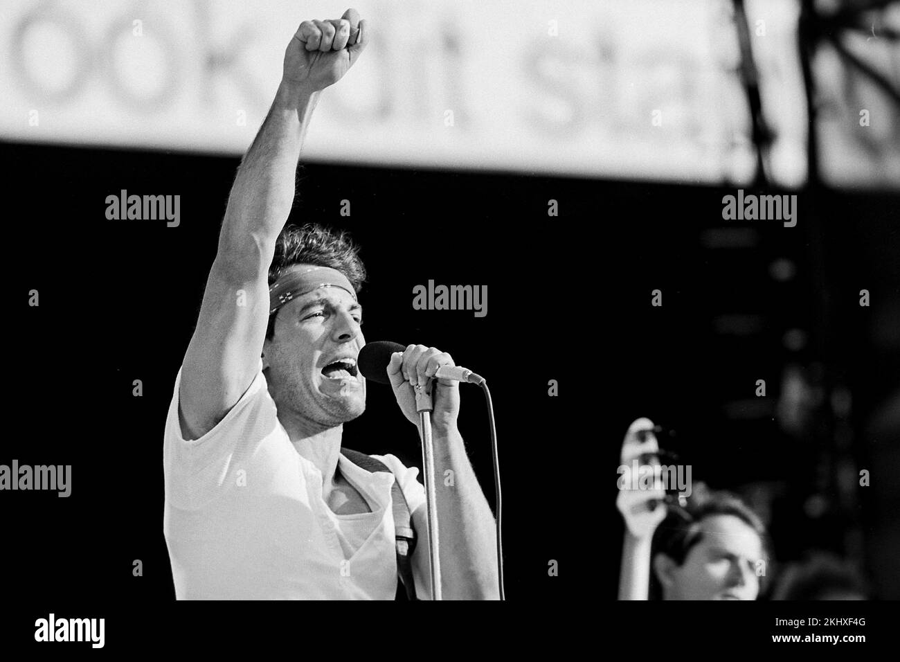 Bruce Springsteen in concert with the E Streetband in stadium Feyenoord ...