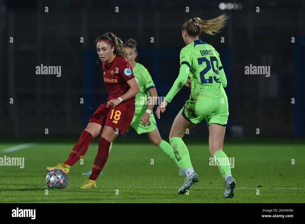 Femminile jule hi-res stock photography and images - Alamy