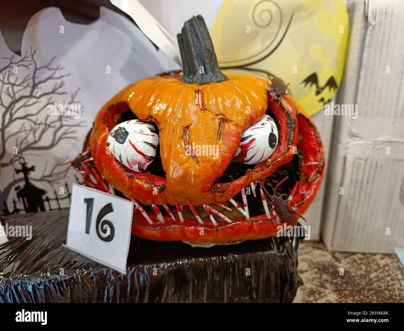 Halloween pumpkins terrifying pumpkin contest with carved faces and ...