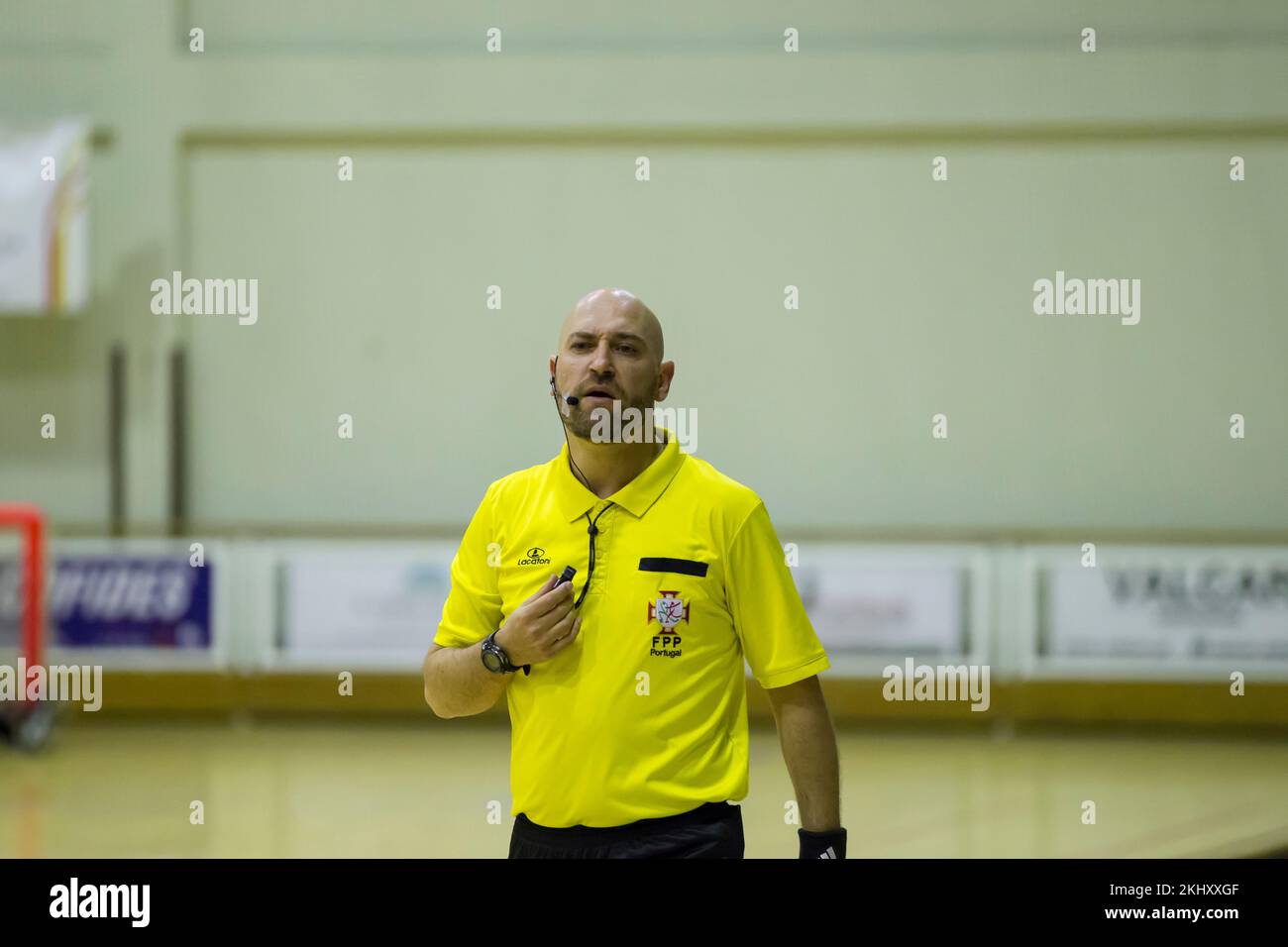 Hockey player referee hi-res stock photography and images - Alamy