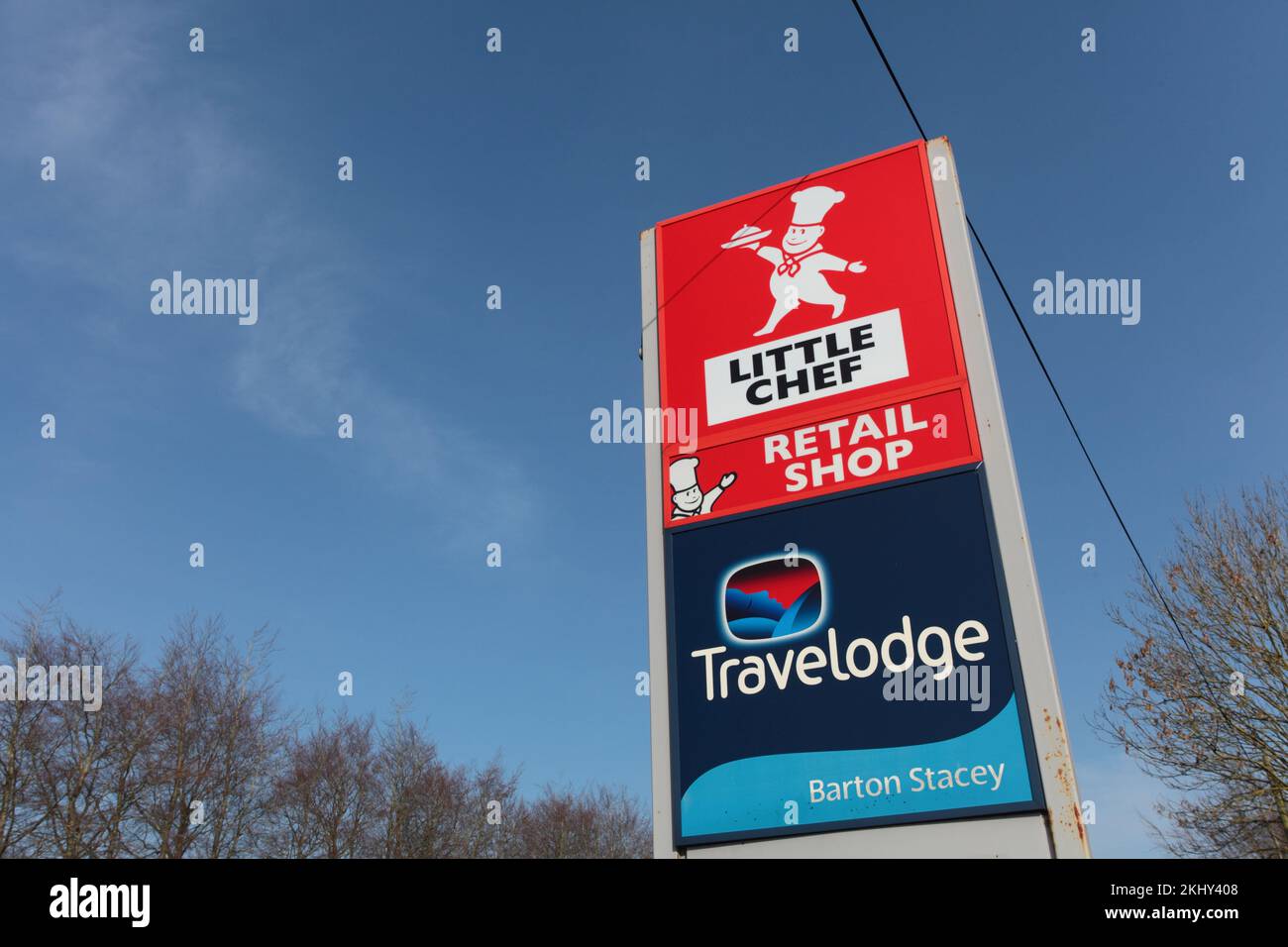 Little Chef & Travelodge, A303, Barton Stacey, SO21 3NF Stock Photo - Alamy