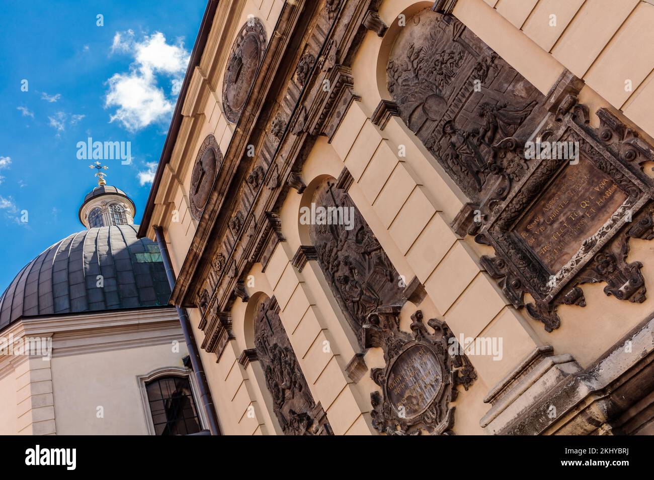 A low-angle of Golden Rose Synagogue sunlit clear sky background Stock ...
