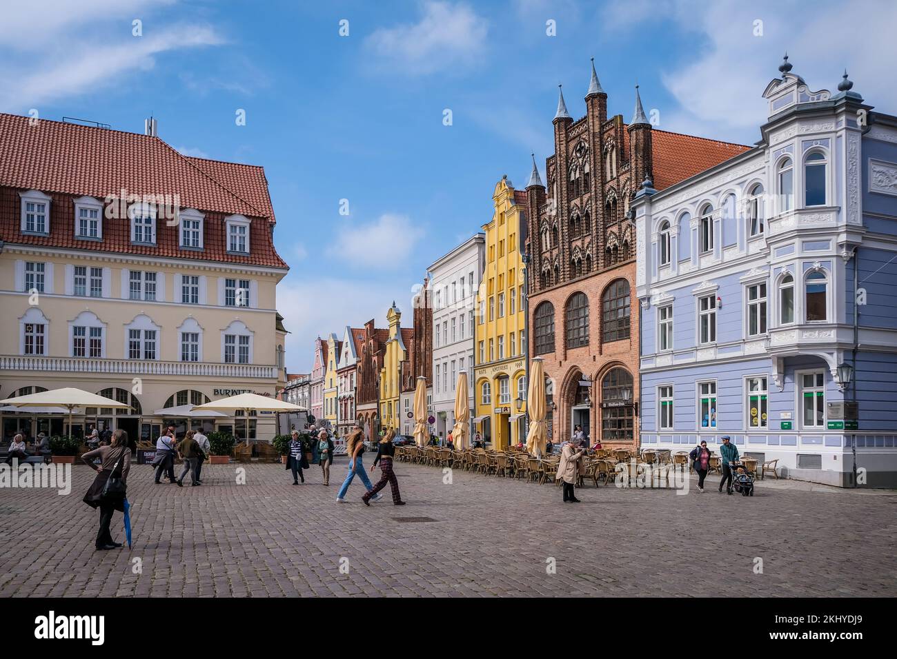 Stralsund, Mecklenburg-Vorpommern, Germany - Alter Markt Stralsund ...