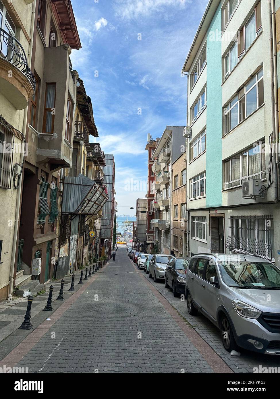 Kadikoy sokaklari hi-res stock photography and images - Alamy