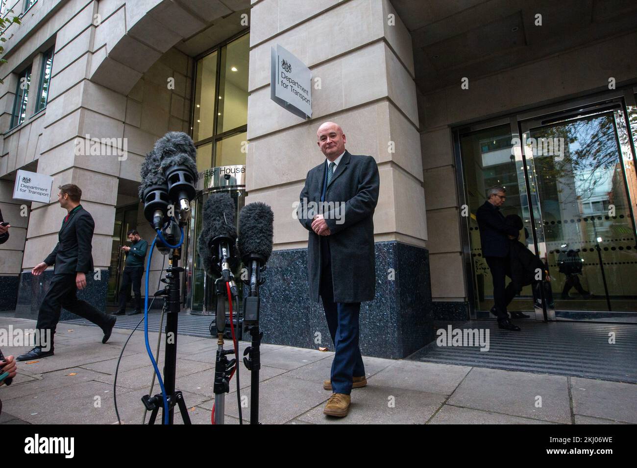 Mick lynch microphone hi-res stock photography and images - Alamy