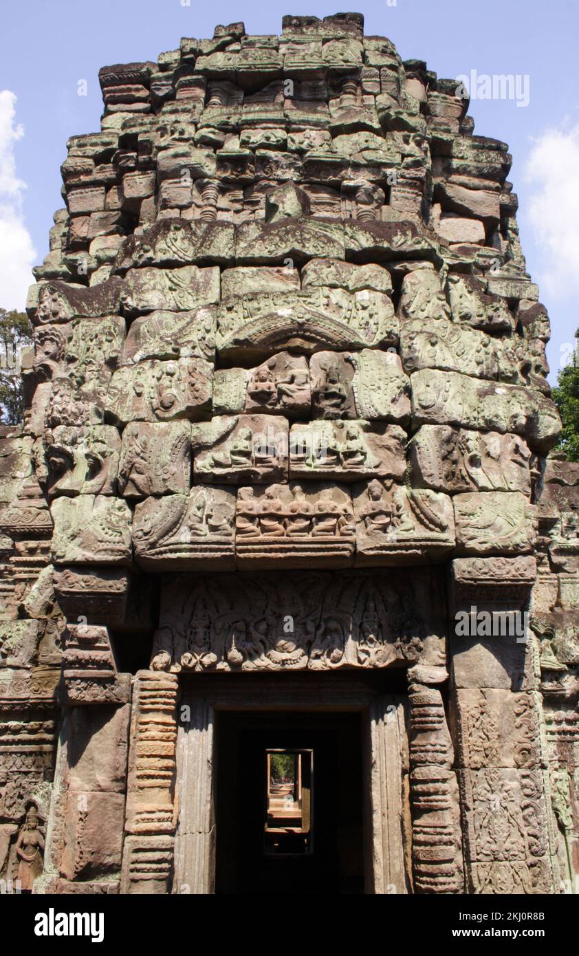 Entrance to tower, Preah Khan (Holy Sword) Temple, Siem Reap, Cambodia ...