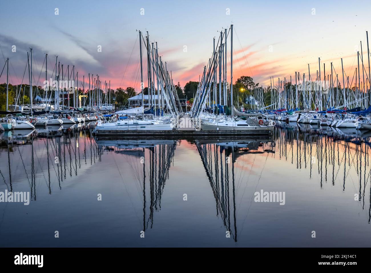 Ottawa marina hi-res stock photography and images - Alamy