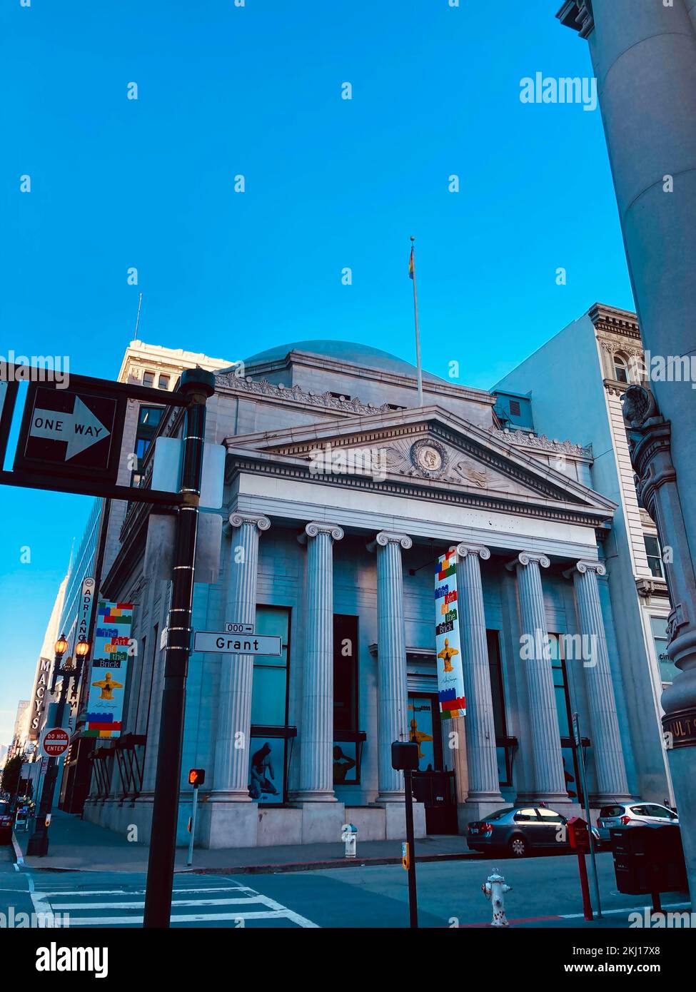 Union bank building san francisco hi-res stock photography and images ...