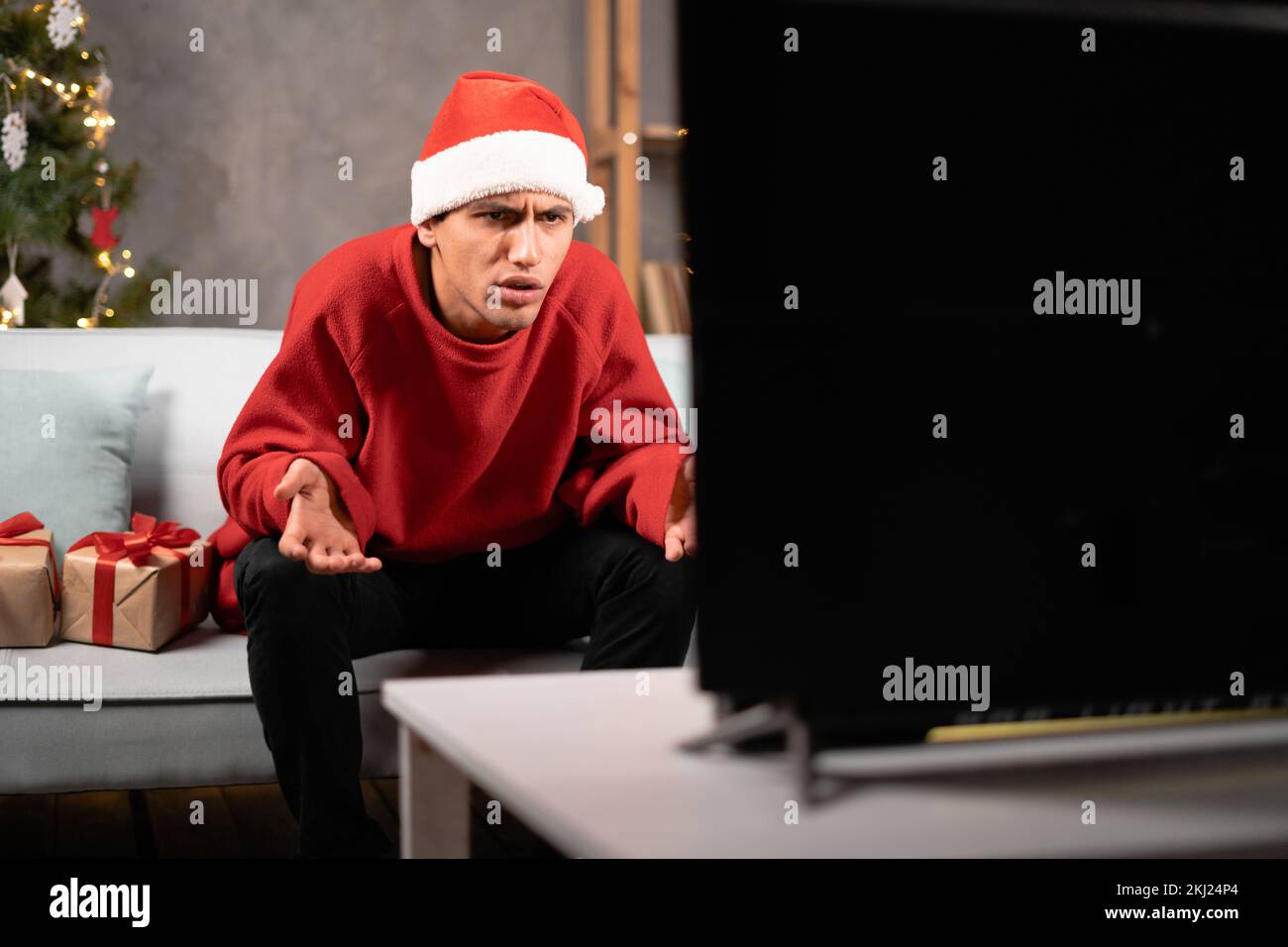 Christmas decorated television tv hi-res stock photography and images ...