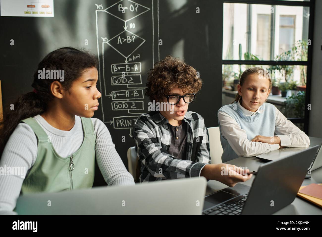 Lesson software hi-res stock photography and images - Alamy