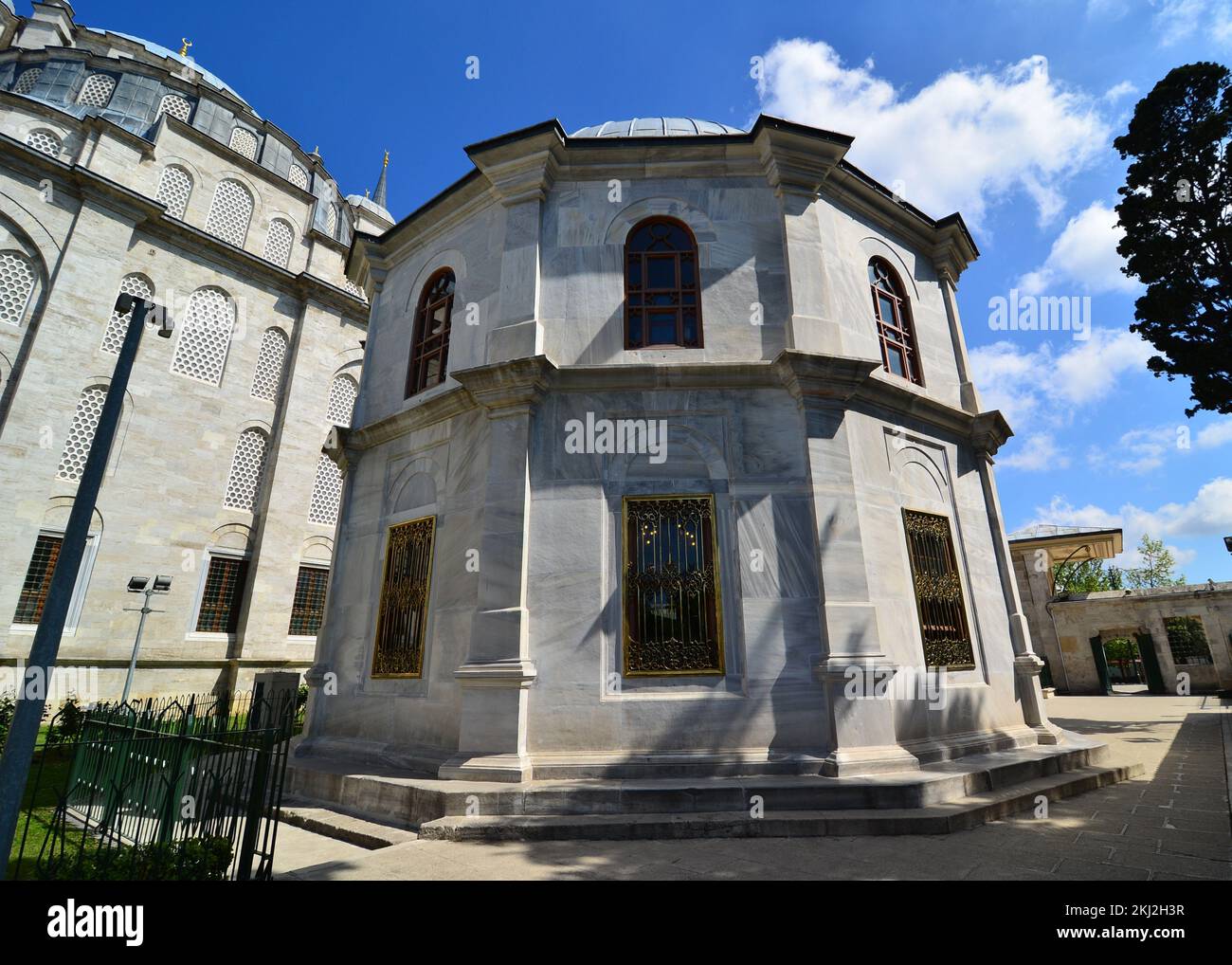 Sultan mehmet tomb hi-res stock photography and images - Alamy