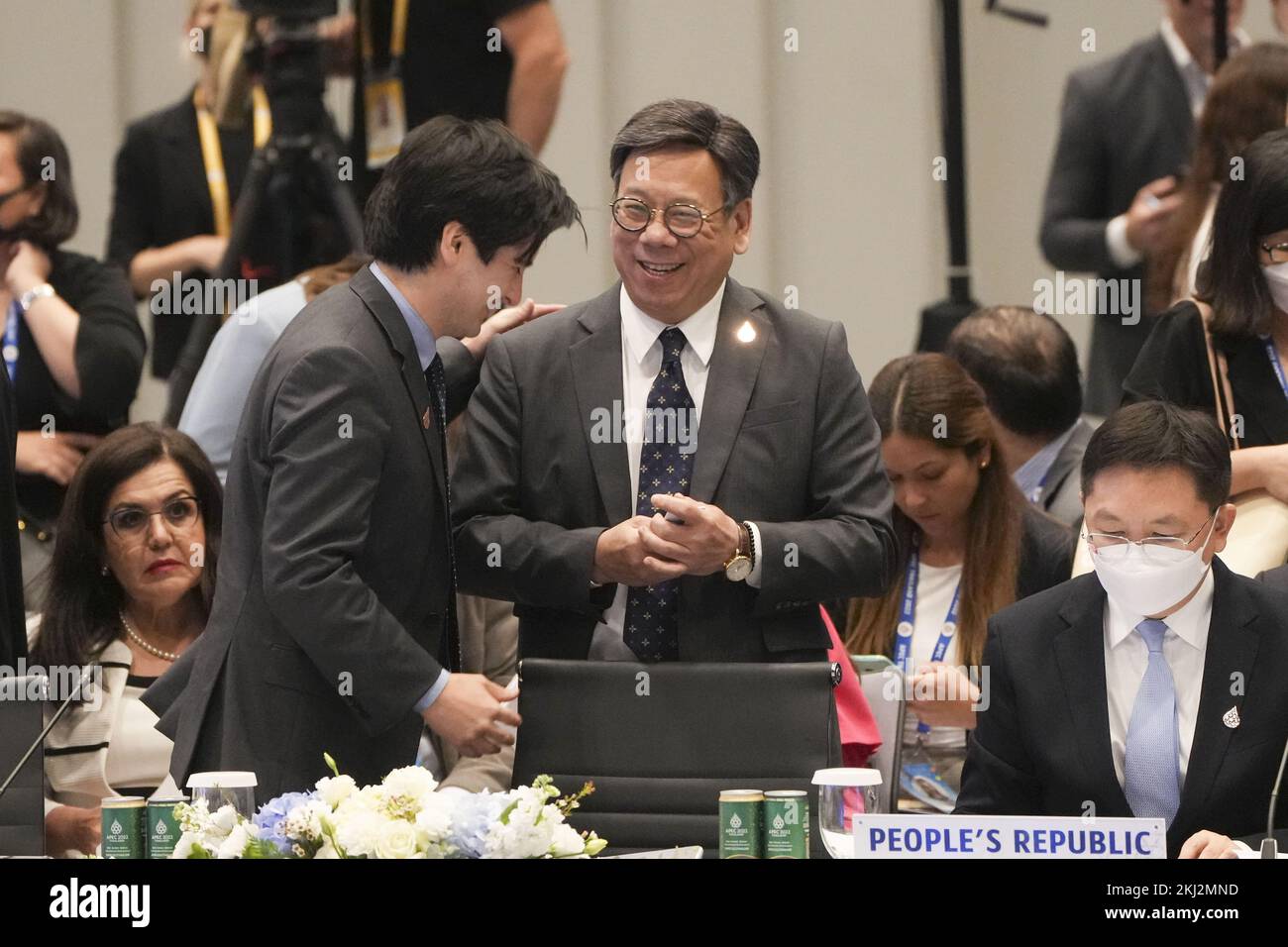 Queen sirikit national convention centre hi-res stock photography and ...