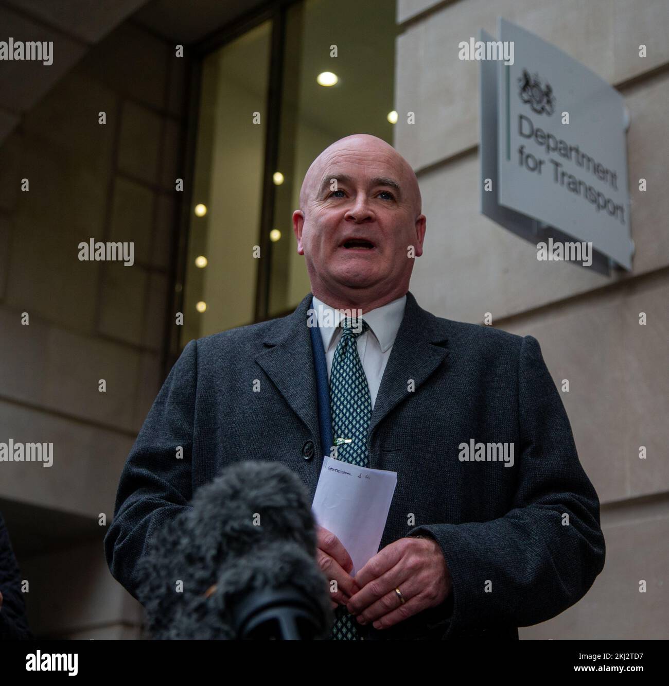 Mick lynch microphone hi-res stock photography and images - Alamy