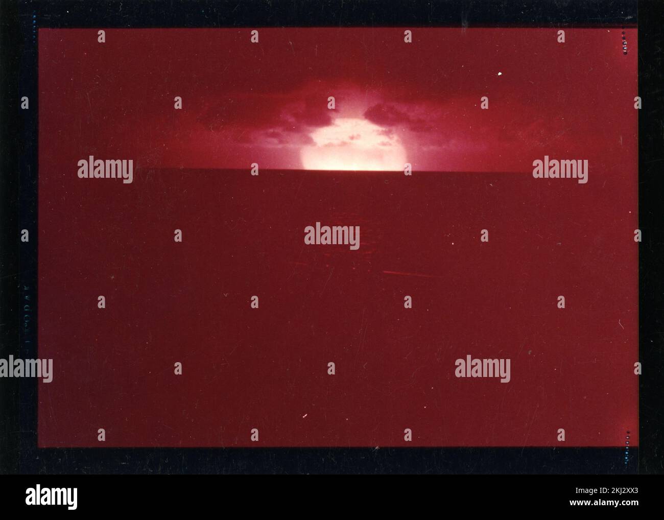 Project 20 - Operation Greenhouse (Enewetak) Detonation. Easy Fireball ...