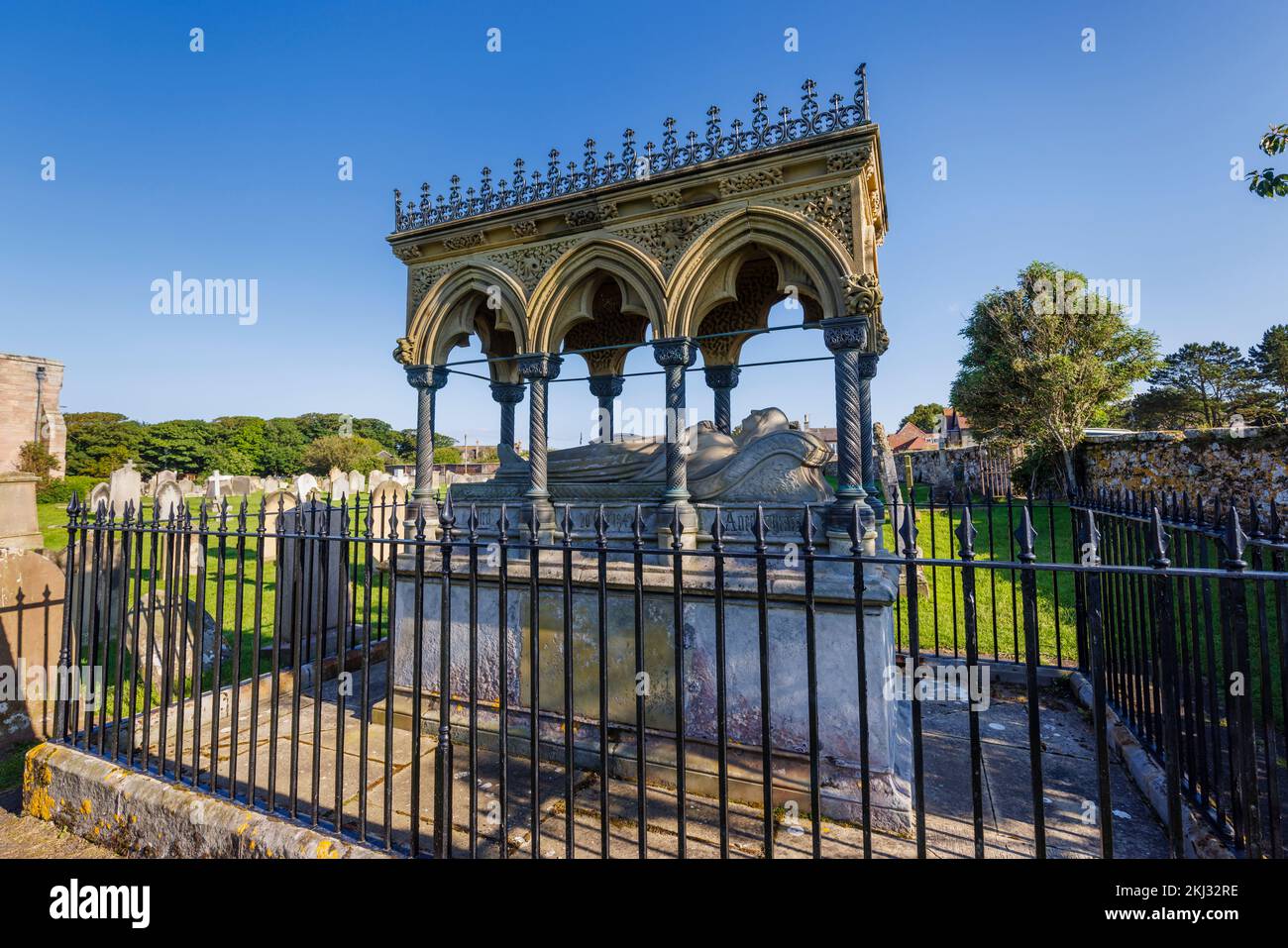 The Monument to Grace Darling in the churchyard of St Aidan's Church in ...
