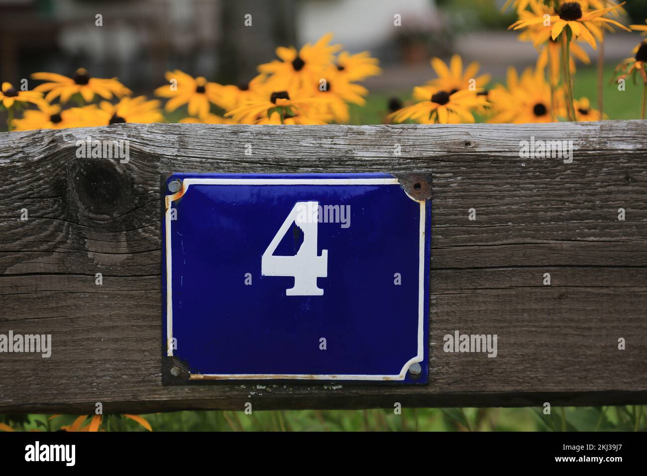 Number 4 sign hi-res stock photography and images - Alamy