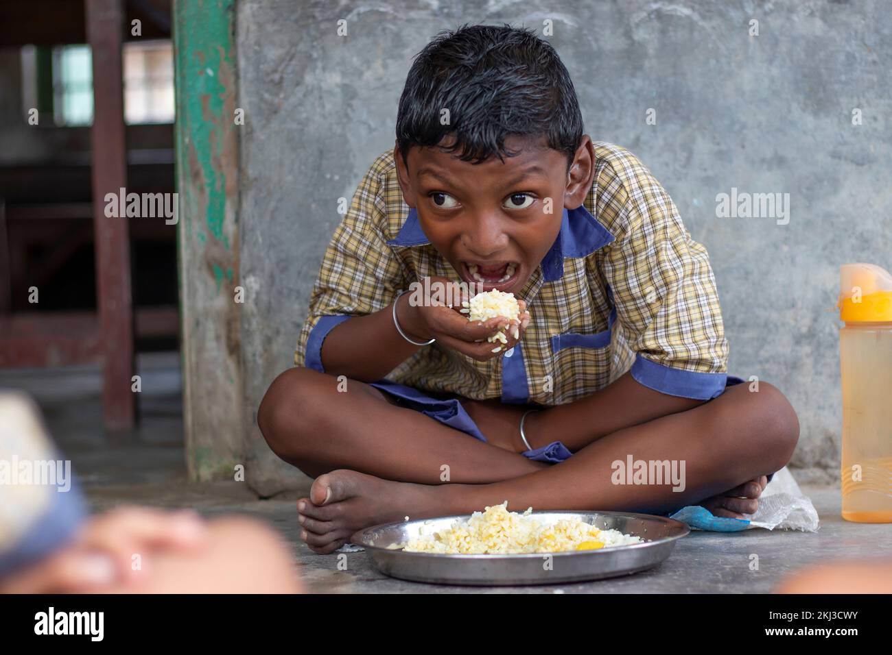 Student having mid day meal at school Stock Photo - Alamy