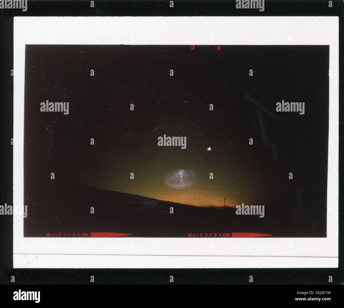 Christmas island nuclear test hi-res stock photography and images - Alamy