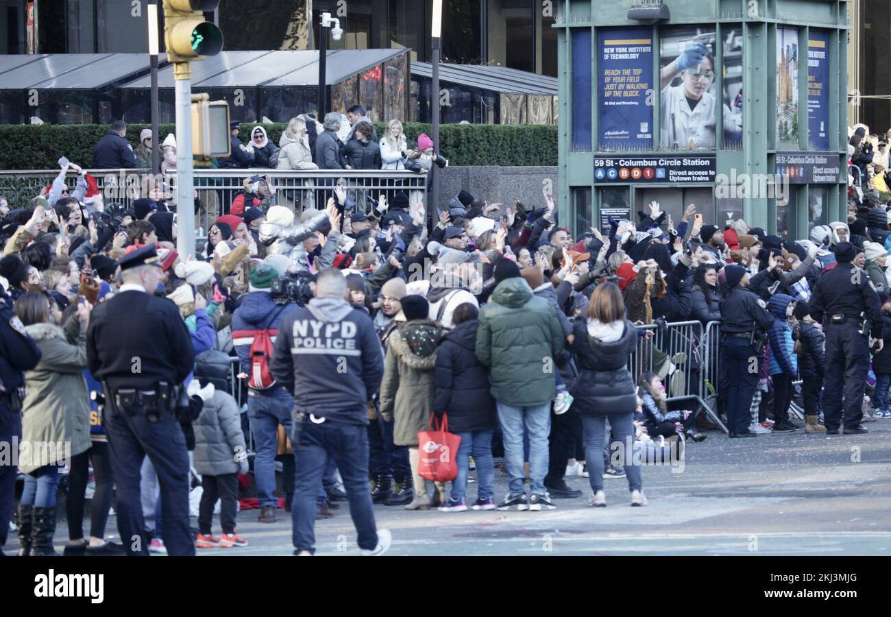 New York, USA. 24th Nov, 2022. (NEW) MacyÃ¢â‚¬â„¢s Thanksgiving Day ...
