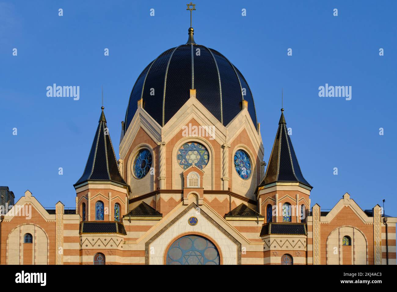 Kaliningrad synagogue hi-res stock photography and images - Alamy
