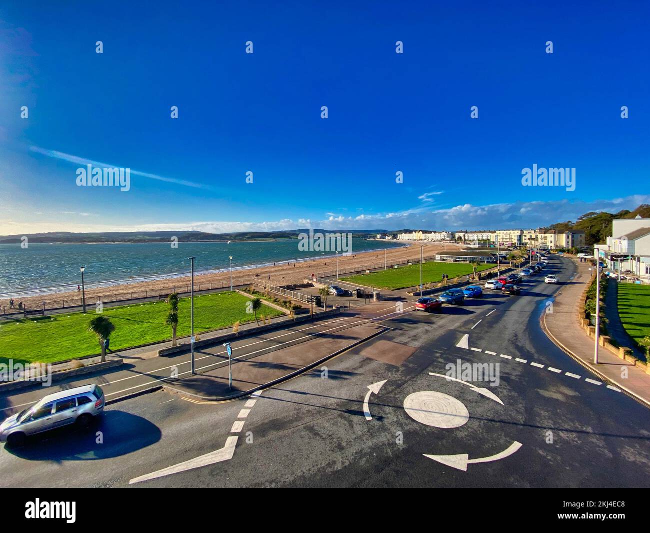 Beautiful europe seafront walk blue hi-res stock photography and images ...