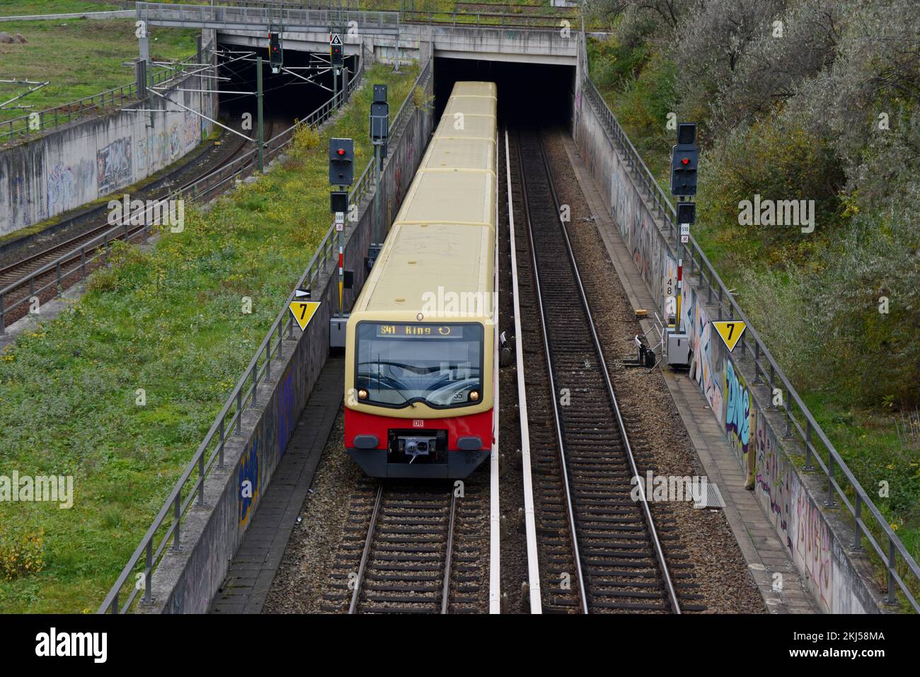 An S Bahn train passes through central Berlin, Germany Stock Photo - Alamy