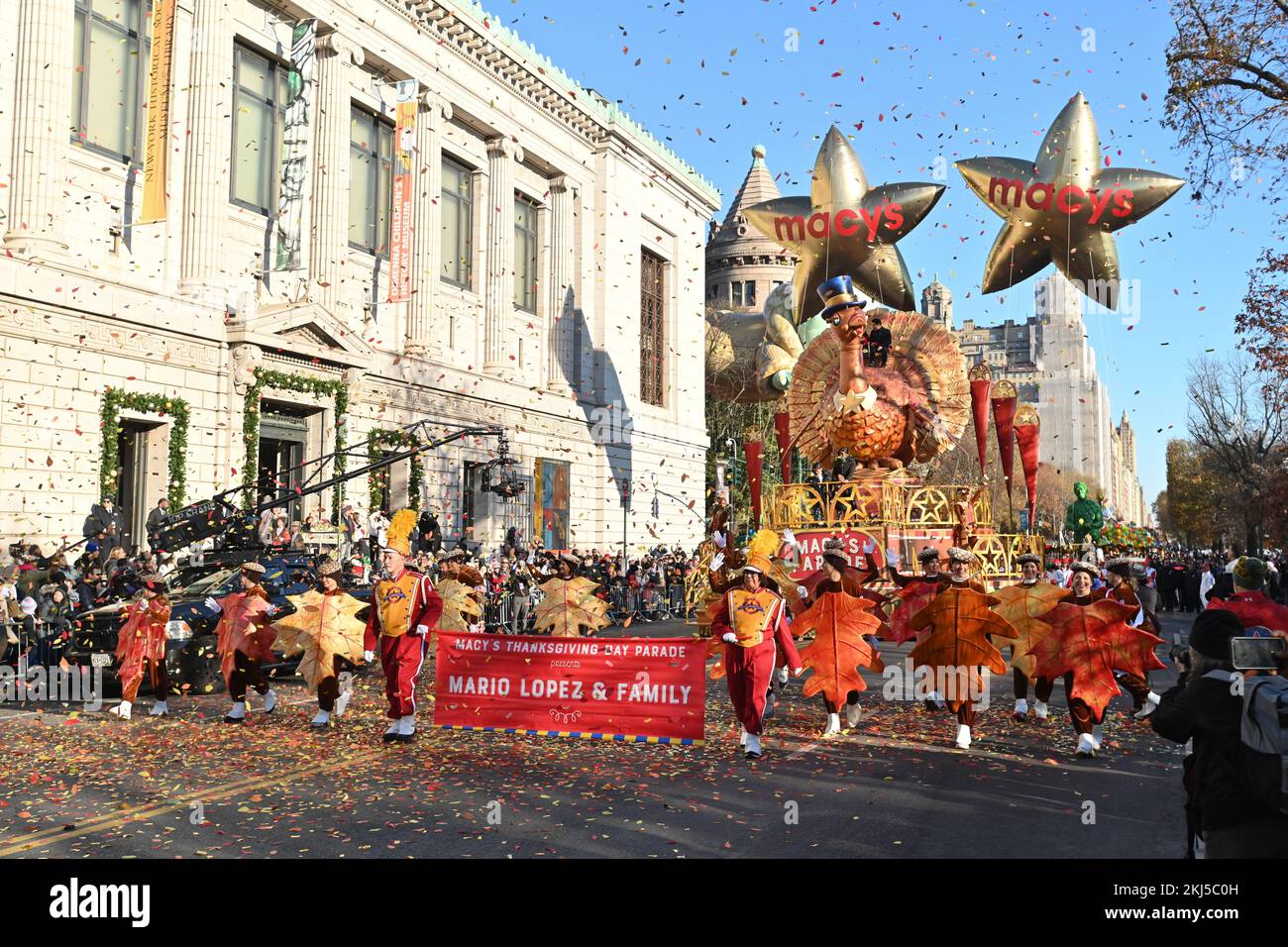 Mario Lopez attends the 96th Annual Macy's Thanksgiving Day Parade on ...