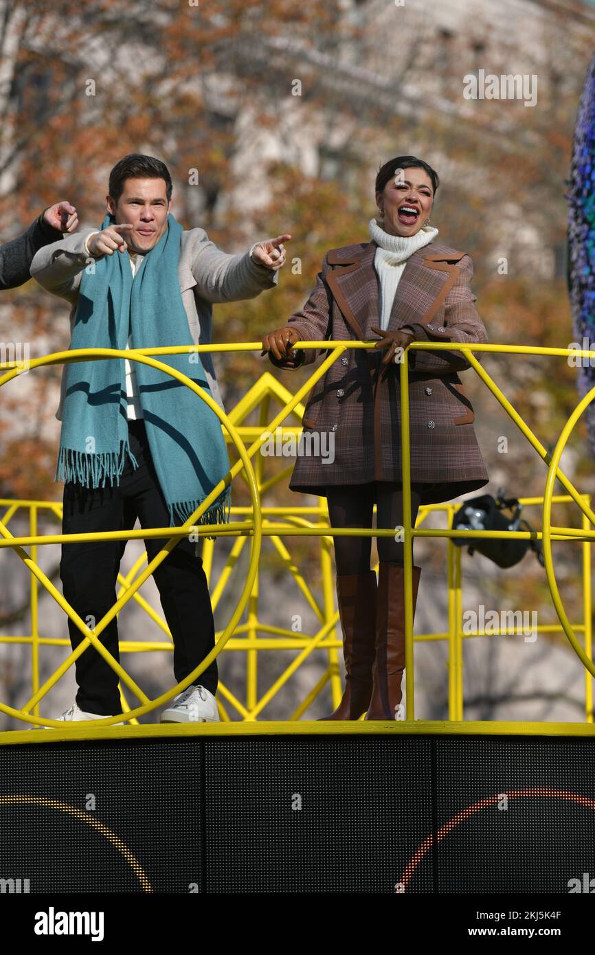 Adam DeVine and Sarah Hyland attend the 96th Annual Macy's Thanksgiving ...