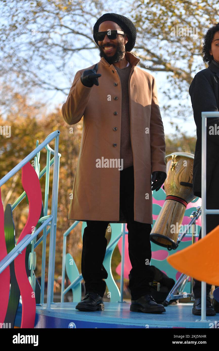 Ziggy Marley attends the 96th Annual Macy's Thanksgiving Day Parade on ...