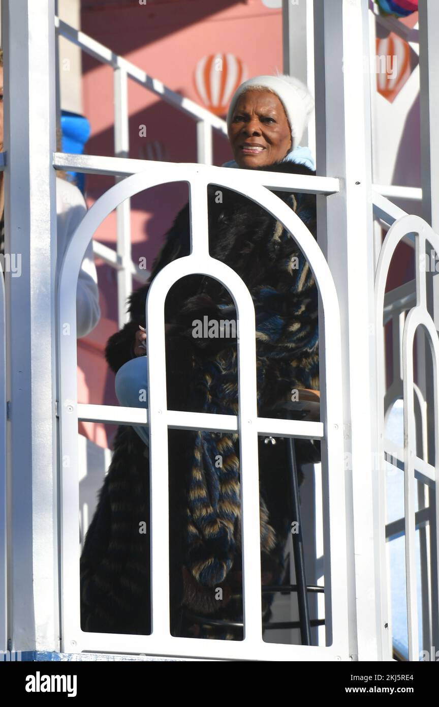 Dionne Warwick attends the 96th Annual Macy's Thanksgiving Day Parade ...