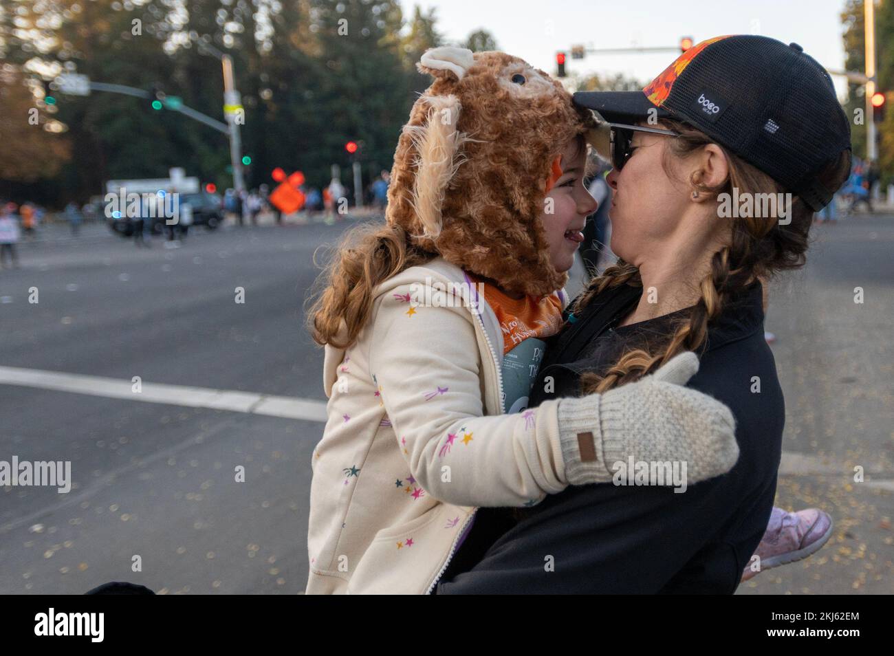 Sacramento, CA, USA. 24th Nov, 2022. Marcela Estrada hugs her daughter ...