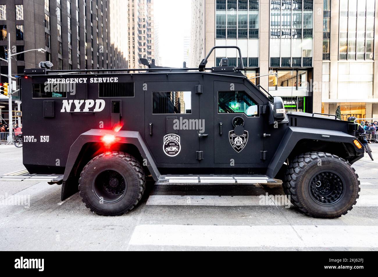 A New York City Police Department (NYPD) Emergency Service Unit armored ...