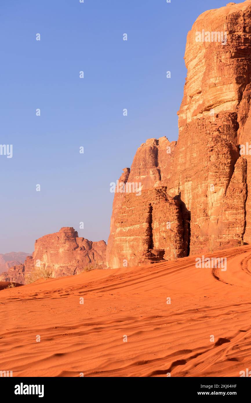 Sand dunes and rock mountains landscape in Wadi Rum desert, Jordan ...