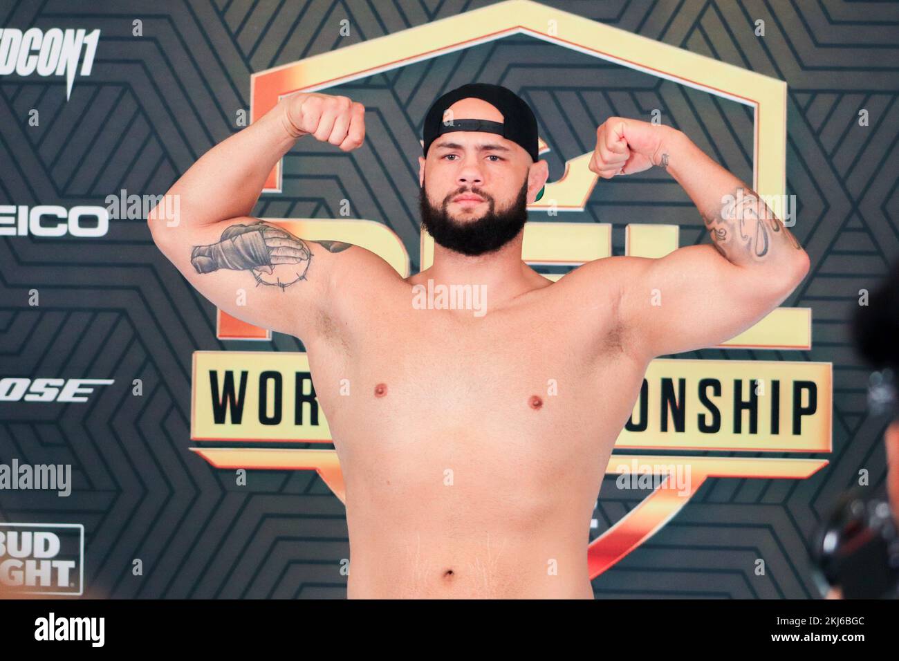 November 24, 2022: NEW YORK, NY - NOVEMBER 24: Matheus Scheffel poses ...