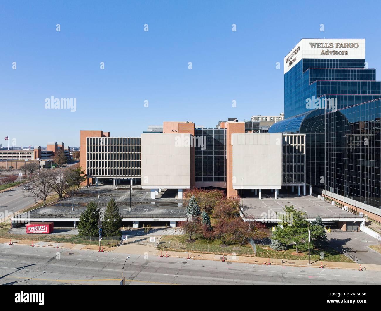 Edwards building hi-res stock photography and images - Alamy