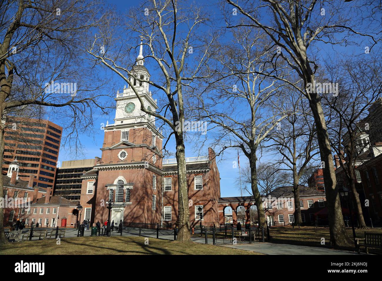 Downtown philadelphia square hi-res stock photography and images - Alamy