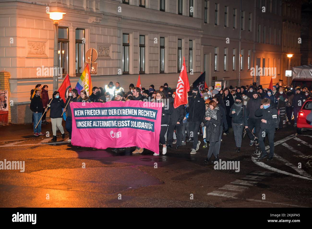 24 November 2022, Saxony-Anhalt, Halle (Saale): A counter-demonstration ...
