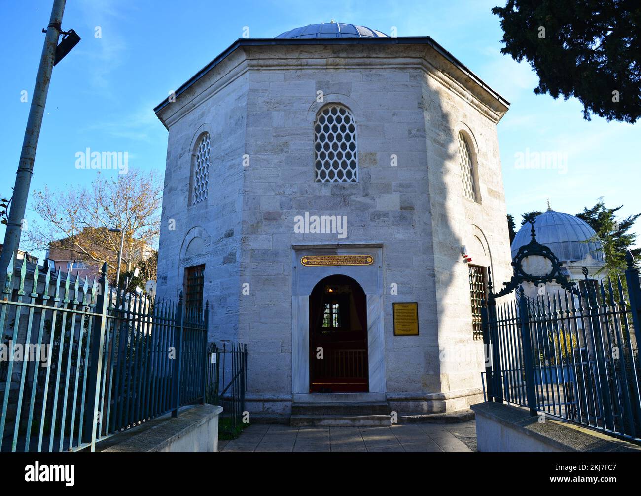Gulbahar Hatun Tomb - Istanbul - TURKEY Stock Photo - Alamy