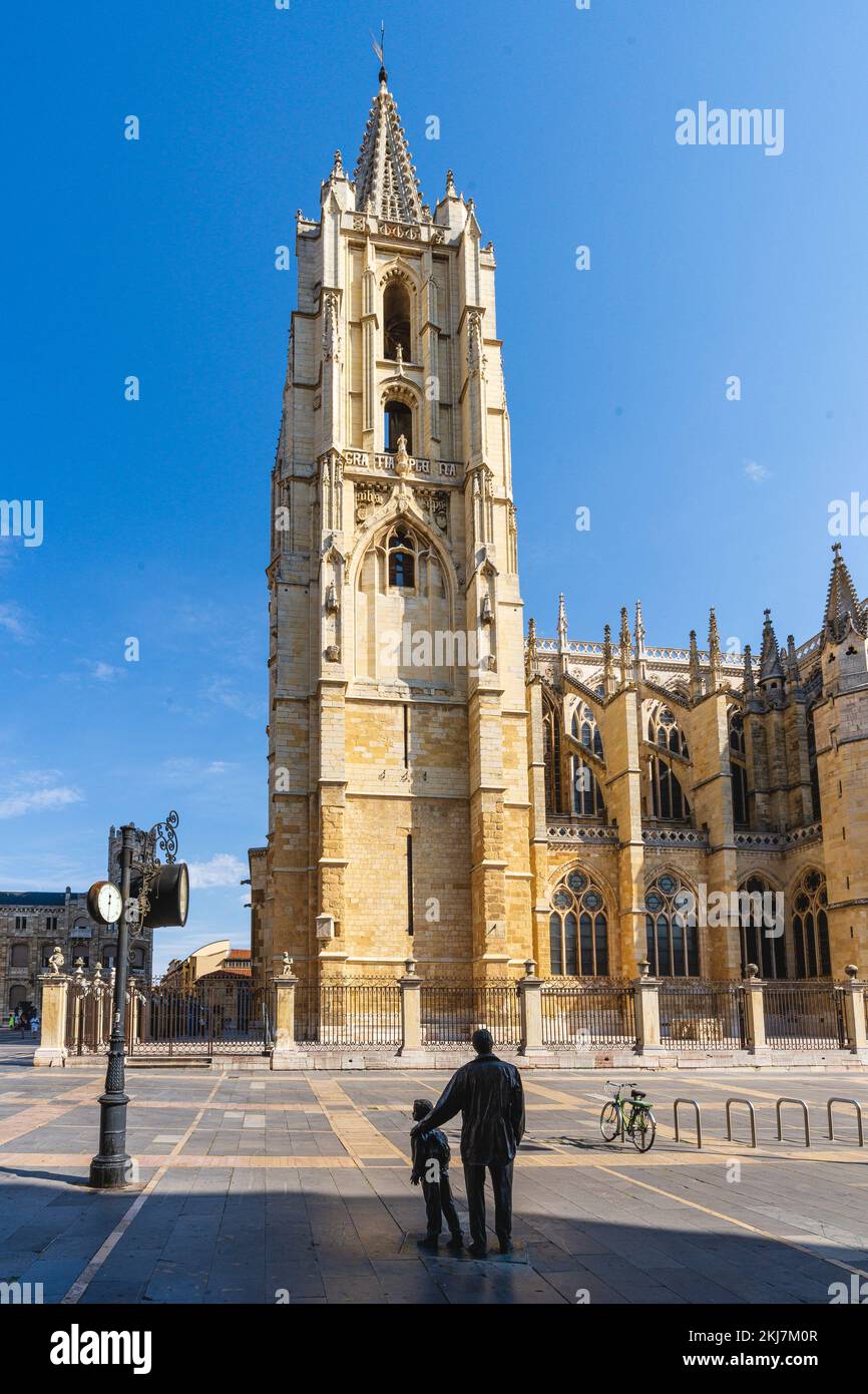 View of the gothic cathedral of Leon, in Spain Stock Photo - Alamy