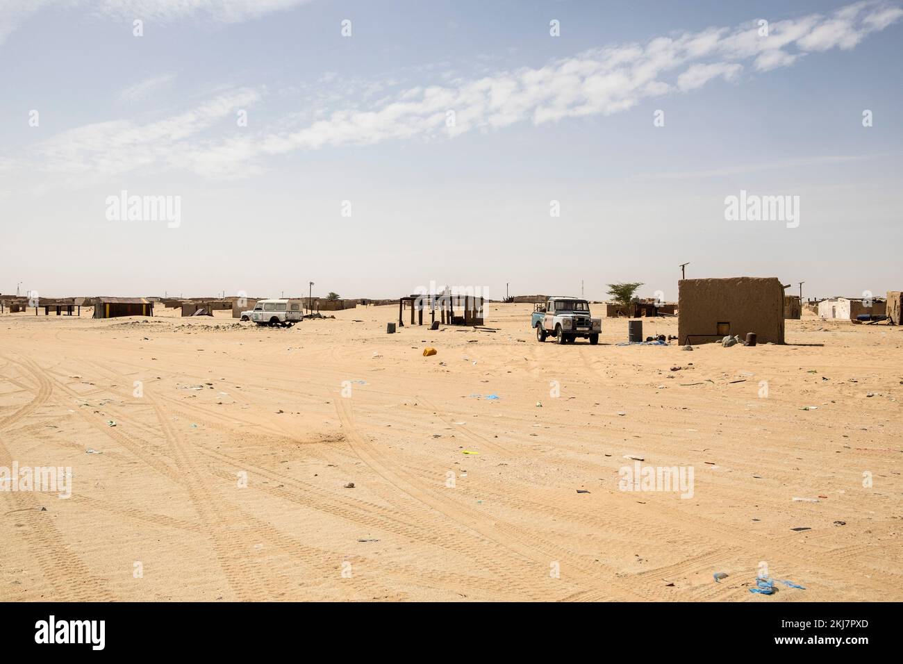 Mauritania, Inal, village in the desert Stock Photo - Alamy
