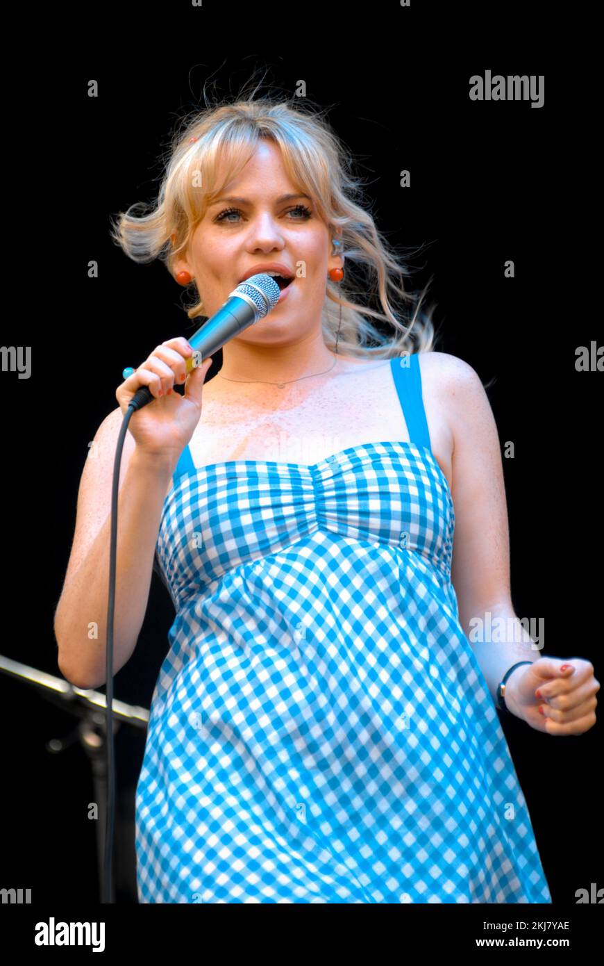 Duffy singer hi-res stock photography and images - Alamy