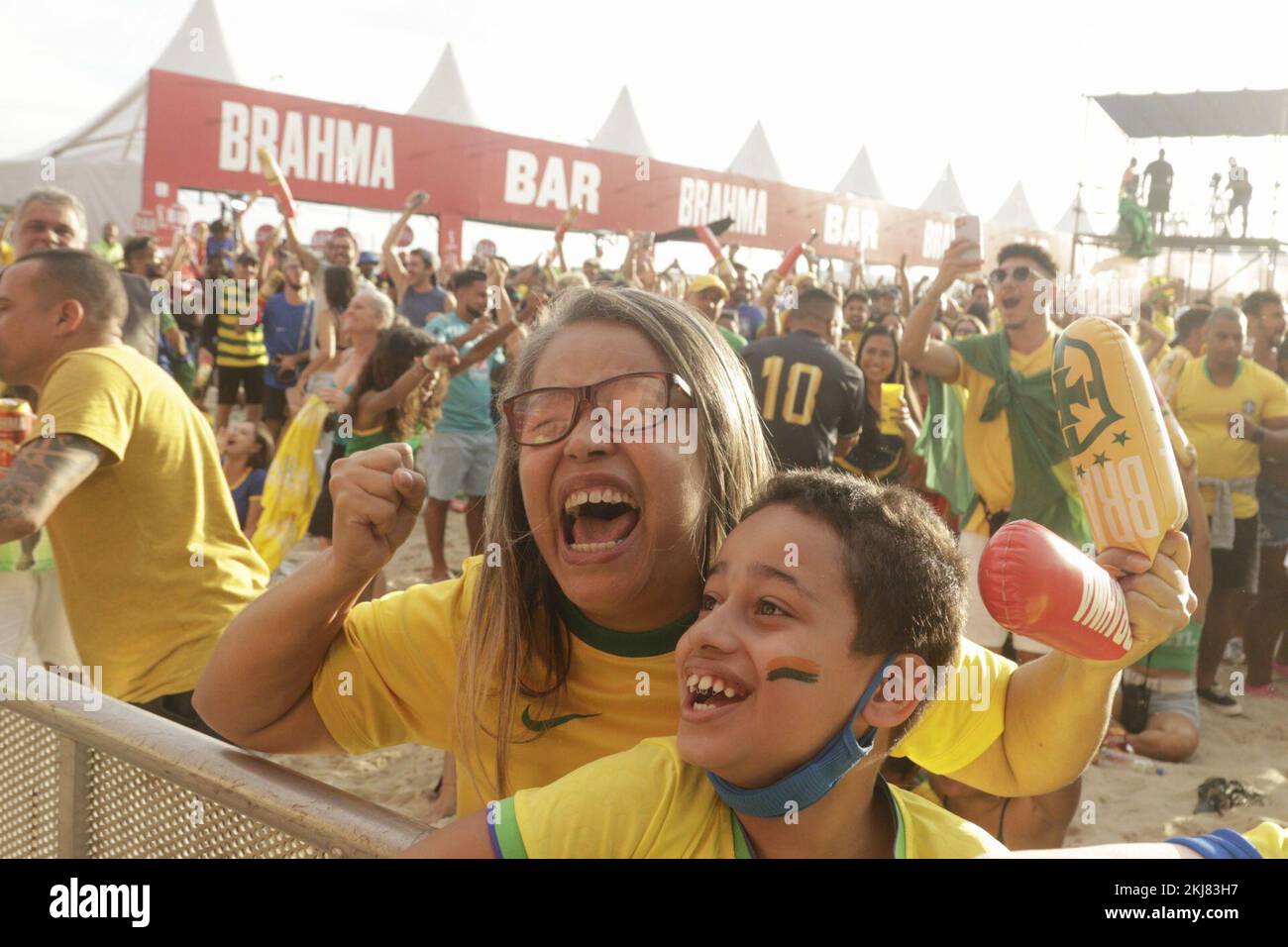 Rio De Janeiro, Brazil. 24th Nov, 2022. Fans celebrate the first goal ...