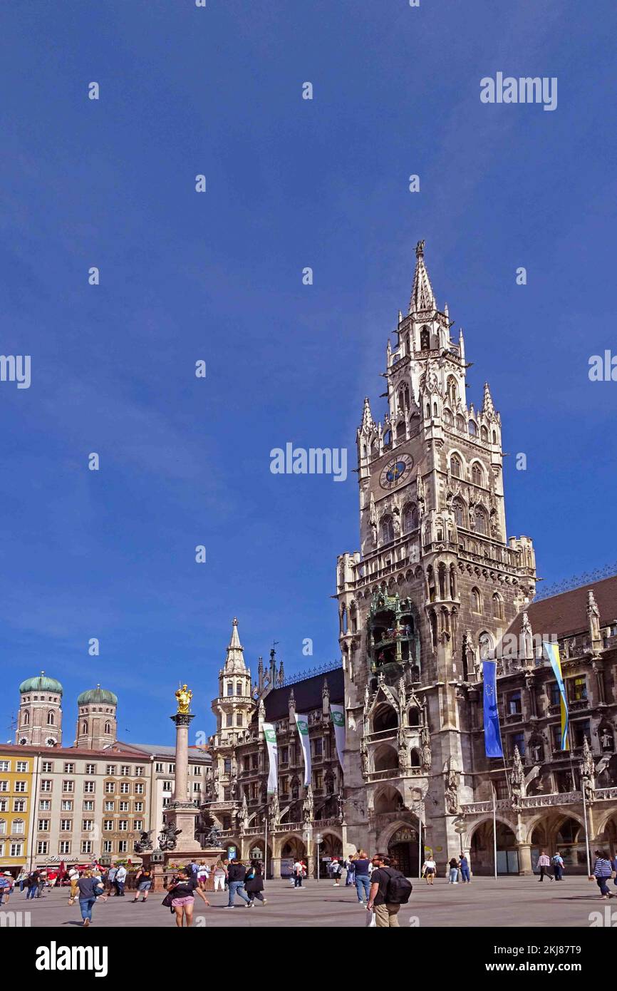 Germany, Bavaria, Munich: Marienplatz with the New Town Hall, built ...