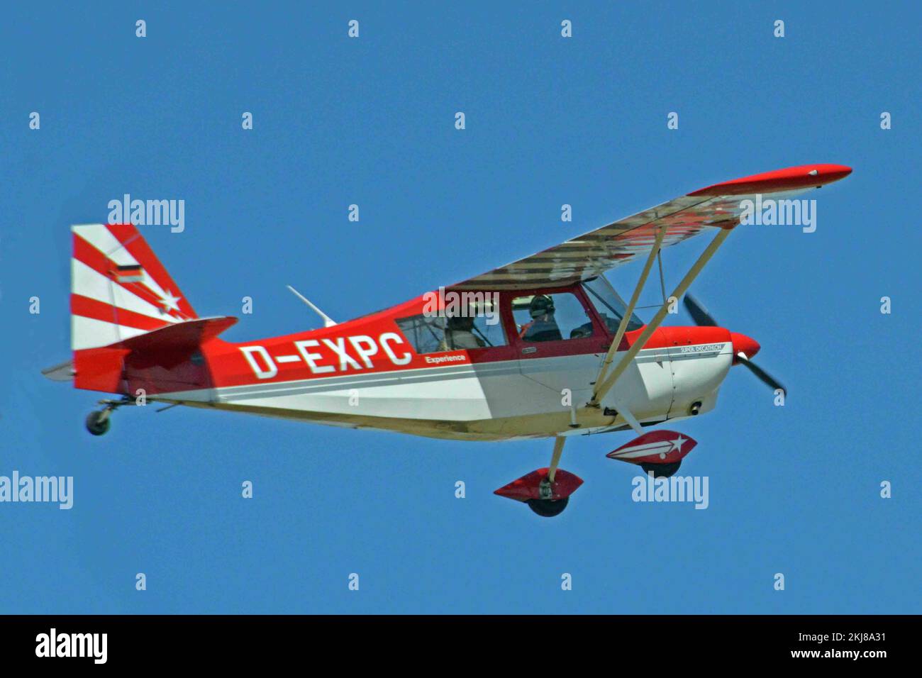 Champion decathlon airplane hi-res stock photography and images - Alamy