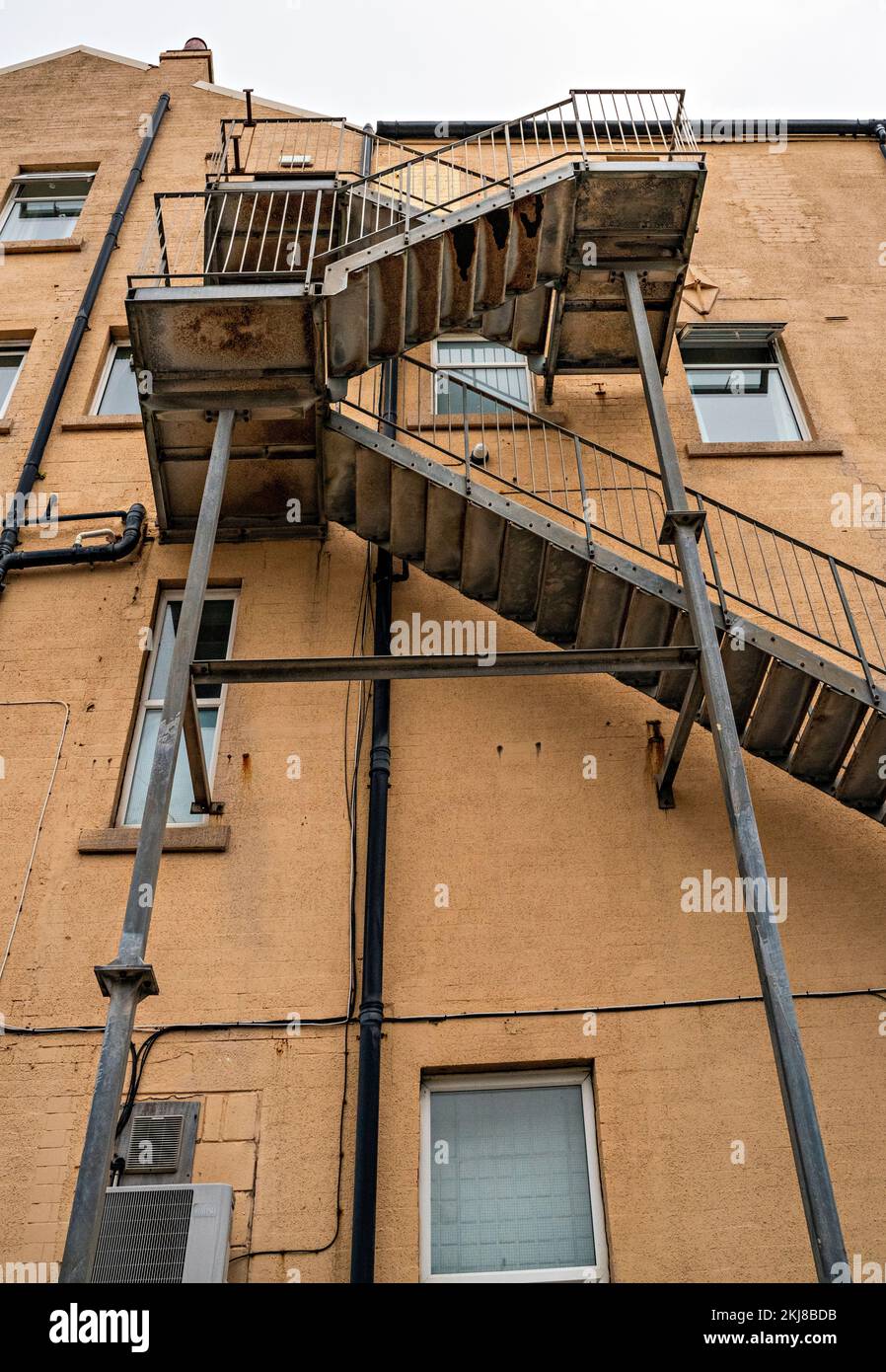 Fire escape staircase hi-res stock photography and images - Alamy