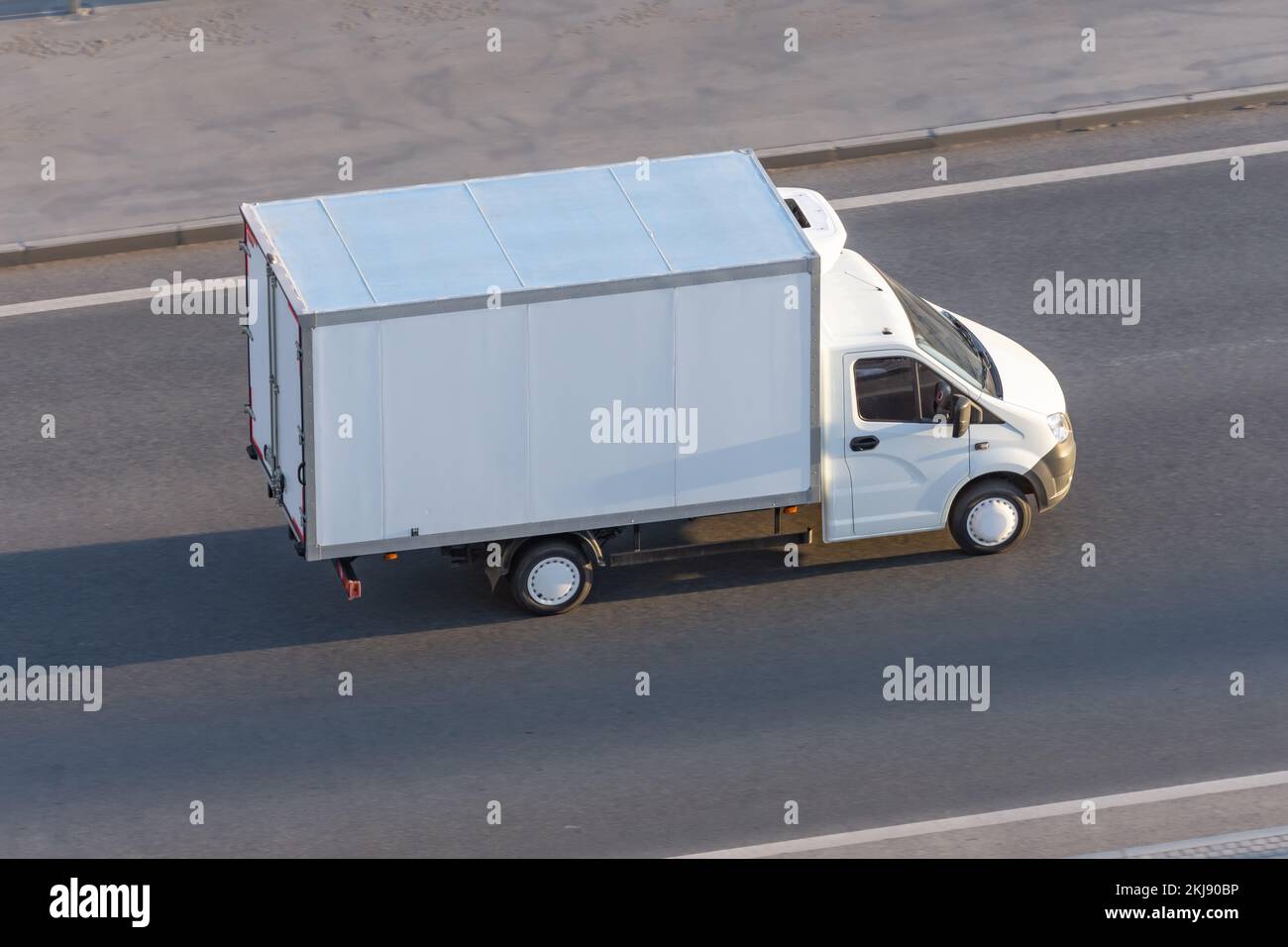 Van logistic hi-res stock photography and images - Alamy